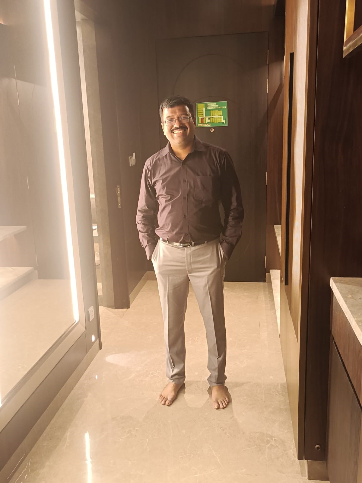 Behind The Lens Journey of Author Rohit Shetty - Interview Times