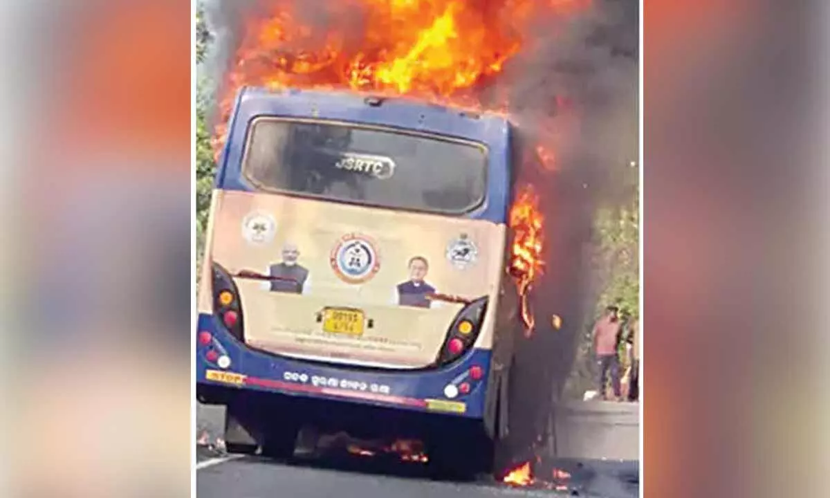 Major accident averted after Odisha RTC bus catches fire in Andhra ...